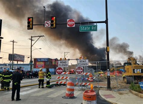 Philadelphias I 95 Collapses Following Tanker Truck Fire