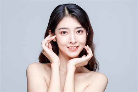 스튜디오에서 아름다운 여자의 초상화 건강한 생활방식에 대한 스톡 사진 및 기타 이미지 건강한 생활방식 관능 긍정적인 감정