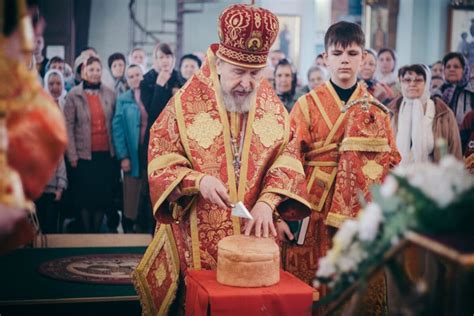 26 апреля Артос православным раздают в 2025 в храме молитва на принятие