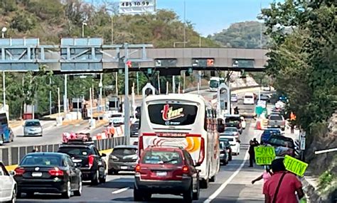 Comienza El éxodo De Turistas En La Autopista Del Sol