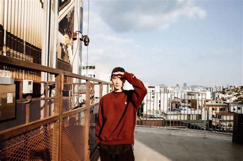9 Ide One Set Outfit Ala Ten NCT Fashionable Dan Kece Abis