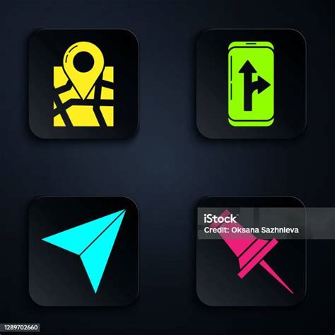 푸시 핀 위치 마커가 있는 접힌 맵 종이 비행기 및 도시 지도 탐색의 인포그래픽을 설정합니다 검은 색 사각형 버튼 벡터 개념에