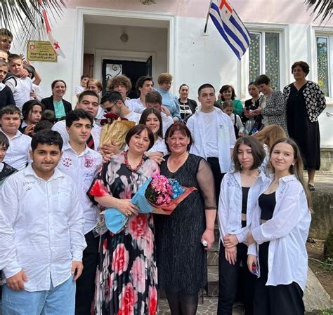 თხილნარის N2 საჯარო სკოლის 9 ვე აბიტურიენტი სტუდენტი გახდა ეტალონი