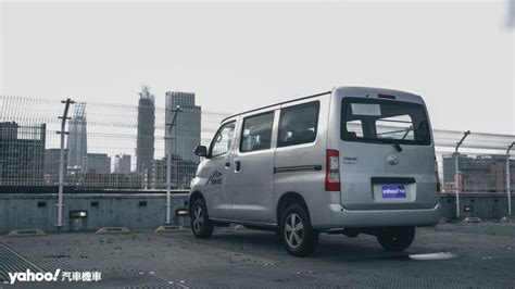 【新車圖輯】2023 Toyota Town Ace Van Tss試駕！豈止廂型車，根本兼具玩樂的超級發財車！ Yahoo奇摩汽車機車