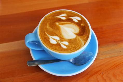 FLAT WHITE: NEM CAPPUCCINO, NEM IS LATTE - MÉGIS EGYRE NÉPSZERŰBB ...