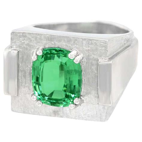 H Stern Green Tourmaline Set Gold Ring At 1stdibs