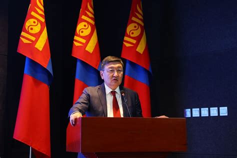 Улс төрийн намын тухай хуулийн шинэчилсэн найруулгын төсөлтэй холбогдуулан хэлэлцүүлэг зохион