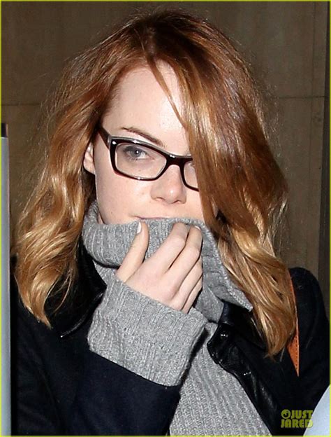 Full Sized Photo Of Emma Stone Sports Eyeglasses For Lax Landing 08