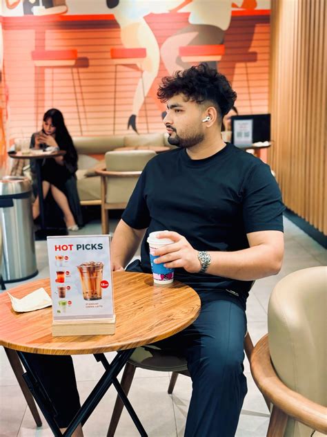 Realtor Muhammad Adil On Linkedin During The Coffee Time 😂 Dubai