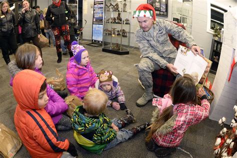 Hill Afb Hosts Tree Lighting Ceremony Hill Air Force Base Article