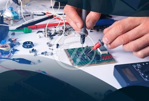 Choosing The Right PCB Prototype Manufacturer Key Factors