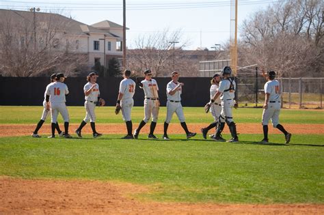 Utpb Earns Doubleheader Sweep Over Eastern New Mexico Utpb Athletics
