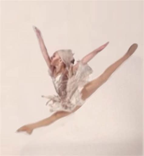 Maddie Leaving Berlin 2013 Photoshoot Maddie And Mackenzie Mackenzie