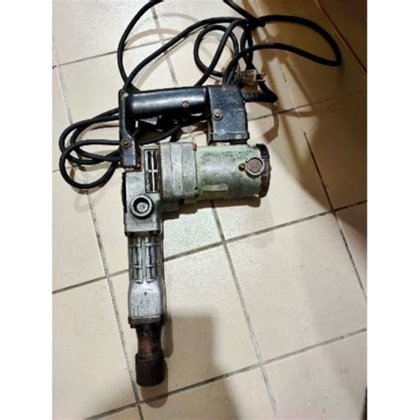 Hitachi H