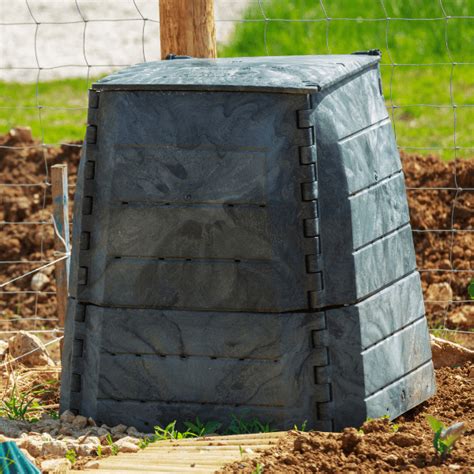 How To Make A Diy Compost Bin Garden For Beginners