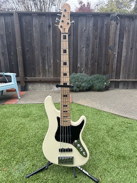 Kiesel Carvin Jazz Bass 2017 Classic White Reverb