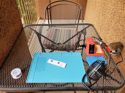 how to make an autonomous line following robot arduino