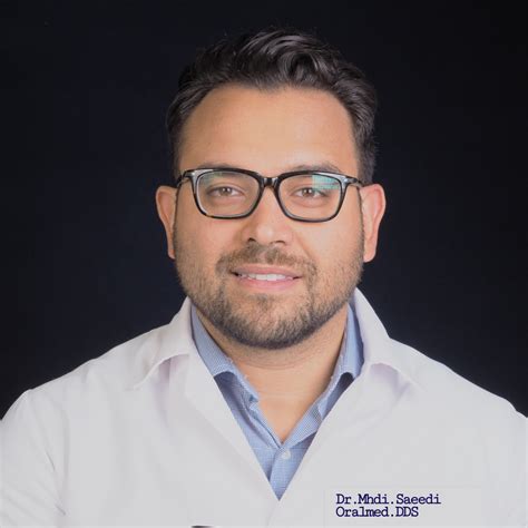 دکتر مهدی سعیدی طراحی لبخند ، لمینت و ایمپلنت در بجنورد