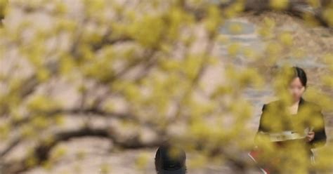 포근한 날씨에 가벼운 옷차림으로