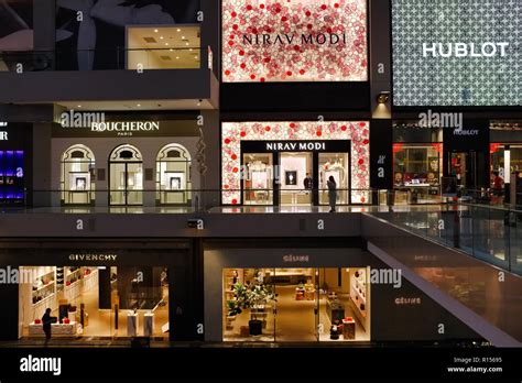 Inside The Shoppes At Marina Bay Sands The Luxury Shopping Mall