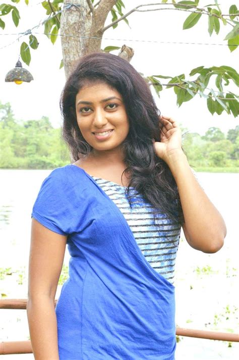 Dilhani Weerasinghe New Model Sri Lankan Actress And Models Bank