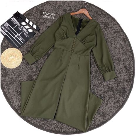 จั๊มสูทขายาว มีหลายสี คอวี แขนยาว ขาทรงกระบอก ทรงเรียบหรู เสื้อผ้าแฟชั่น ชุดออกงาน 12128