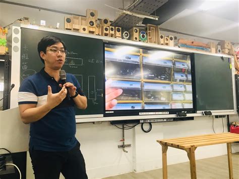 新生科技中心 Arduino專題製作 黃信惠 本次邀請自造大神 黃信惠老師到中心分享教學與arduino專題製作
