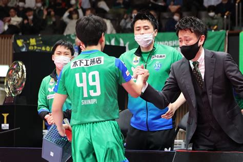 【tリーグ】篠塚大登「張本選手に追いつき、一緒に五輪へ」木下マイスター東京の選手、監督がファイナルの激闘を振り返る 卓球メディア