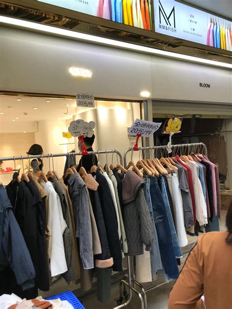 服装市场高档服装市场第4页大山谷图库