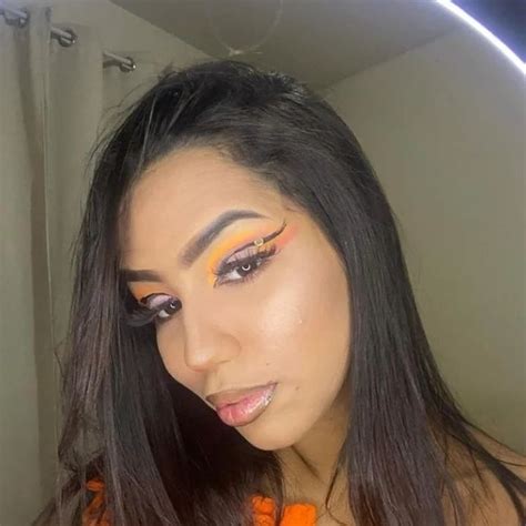 𝓢𝓱𝓲𝓻𝓵𝓵𝓮𝔂 𝓢𝓲𝓶𝓸𝓷𝓷𝔂 👑 Smribeiroo • Threads Say More