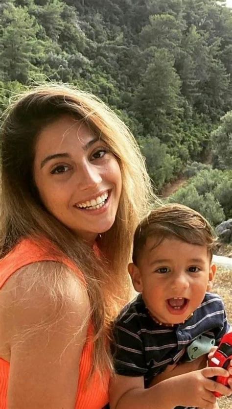 Konyada Defnedilen Hentbolcu Cemal Kütahyanın Eşi Ve Annesinden 52