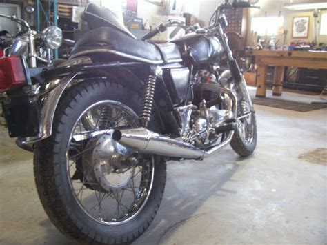 73 Norton Commando 750 Roadster