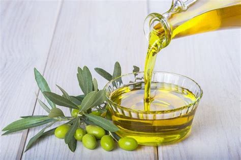 化妆品中起保湿功效的物质有哪些？ 知乎