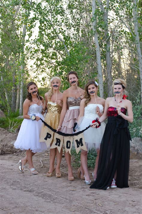 Prom Glasses Barn Mirror Wall Decor