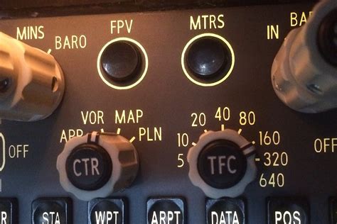 Flight Path Vector FPV Explanation And Use Flaps Approach Boeing Simulator Project