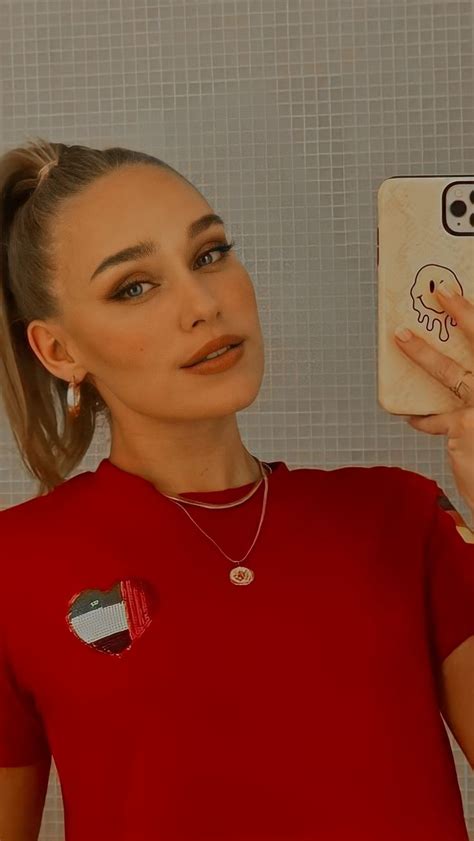 𝖲𝗂𝗇𝖺 Garotas Ideias De Penteado Penteados