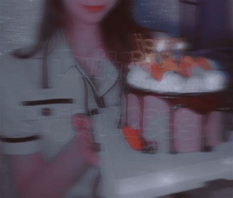 奶桃努力不熬夜🍑 On Twitter 昨天吃到蛋糕啦～ 🎂🎂🎂 Ipug7qxoam Twitter