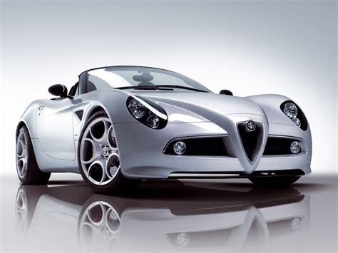 ALFA ROMEO SPIDER Y GUILIETTA 2012 Locos Por Los Autos