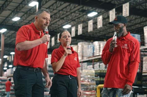 Ft Worth Based Coca Cola Workers To Appear In Super Bowl Ad Ktsa