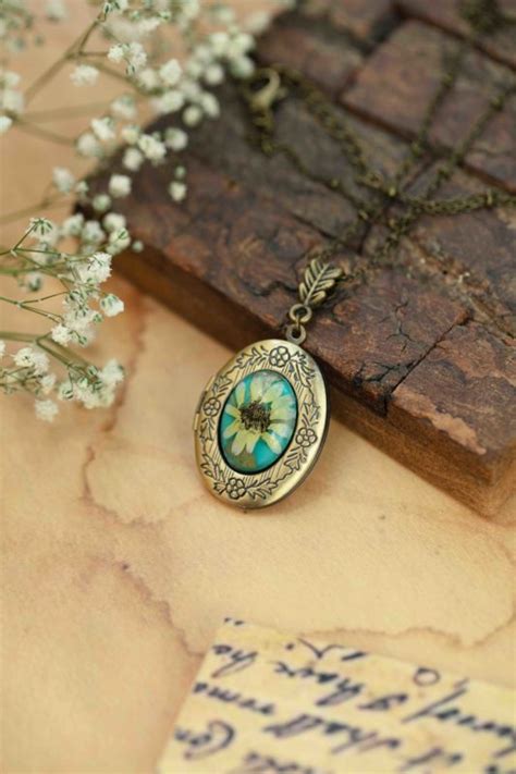 Mischievous Girl Guy Photo Memory Locket With Dwarf Daisy Alankaara