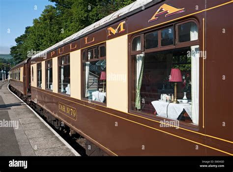 British Pullman Train Fotos Und Bildmaterial In Hoher Auflösung Alamy