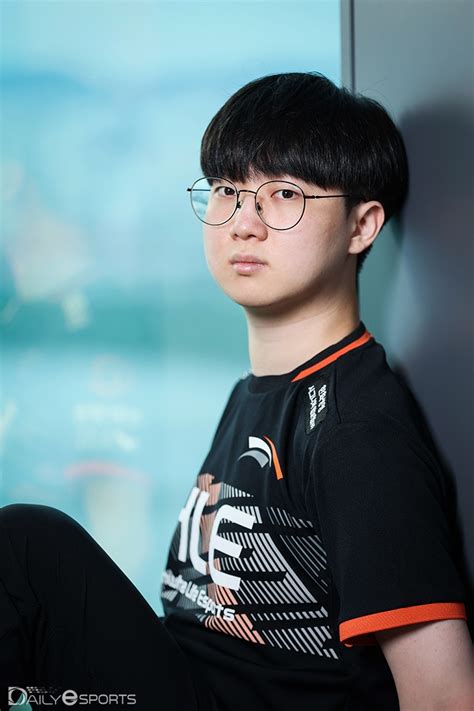 김용우가 만난 사람 페이커 동경했던 카리스 김홍조 육각형 미드 라이너 되고 싶어요