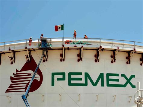 Producción De Petróleo De Pemex Es La Más Baja En Décadas