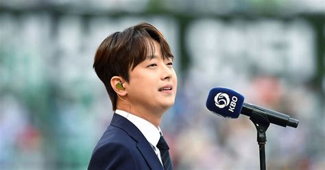 이찬원 아픈 아이들 위해 8월 가왕전 상금기부누적 5687만원 희망선행