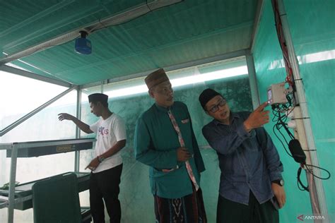 Budi Daya Maggot Berbasis Iot Di Pesantren Antara News Jawa Timur