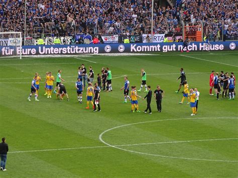Arminia Bielefeld Vs Eintracht Braunschweig