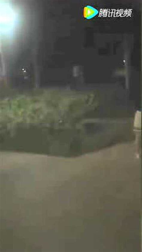 实拍！一女子被全裸装进行李箱中高清1080p在线观看平台腾讯视频