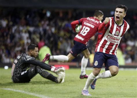 Las Chivas eliminan al América y clasifican a la final de la Liga MX