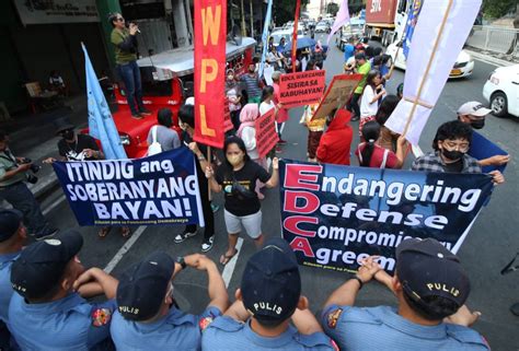 Militants In Mendiola The Manila Times