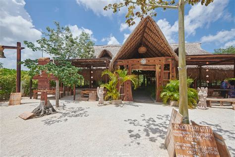 Santuario María Desatadora de Nudos